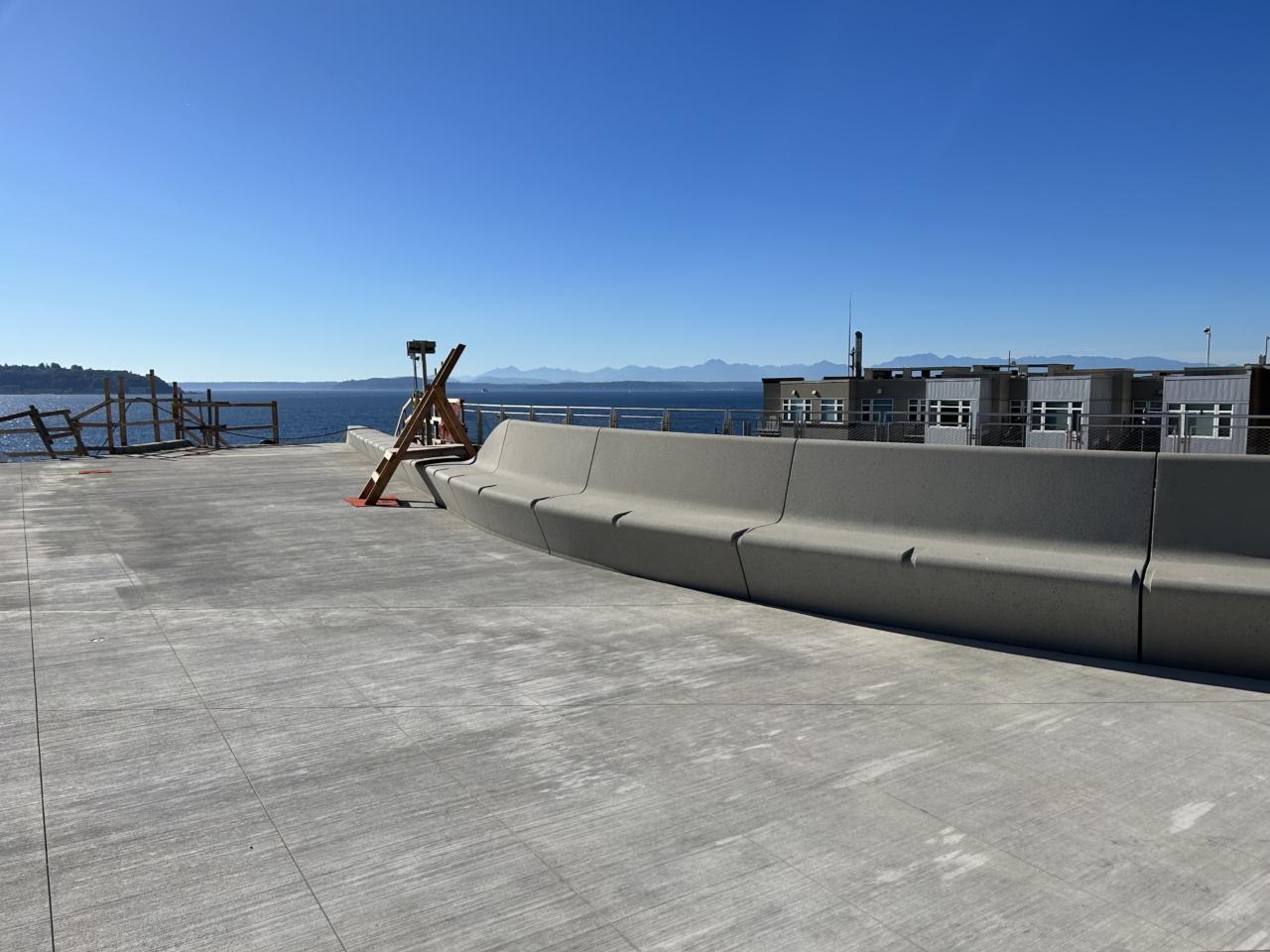 Seattle Waterfront Bench - Helser Industries - Global Leader in Precast ...